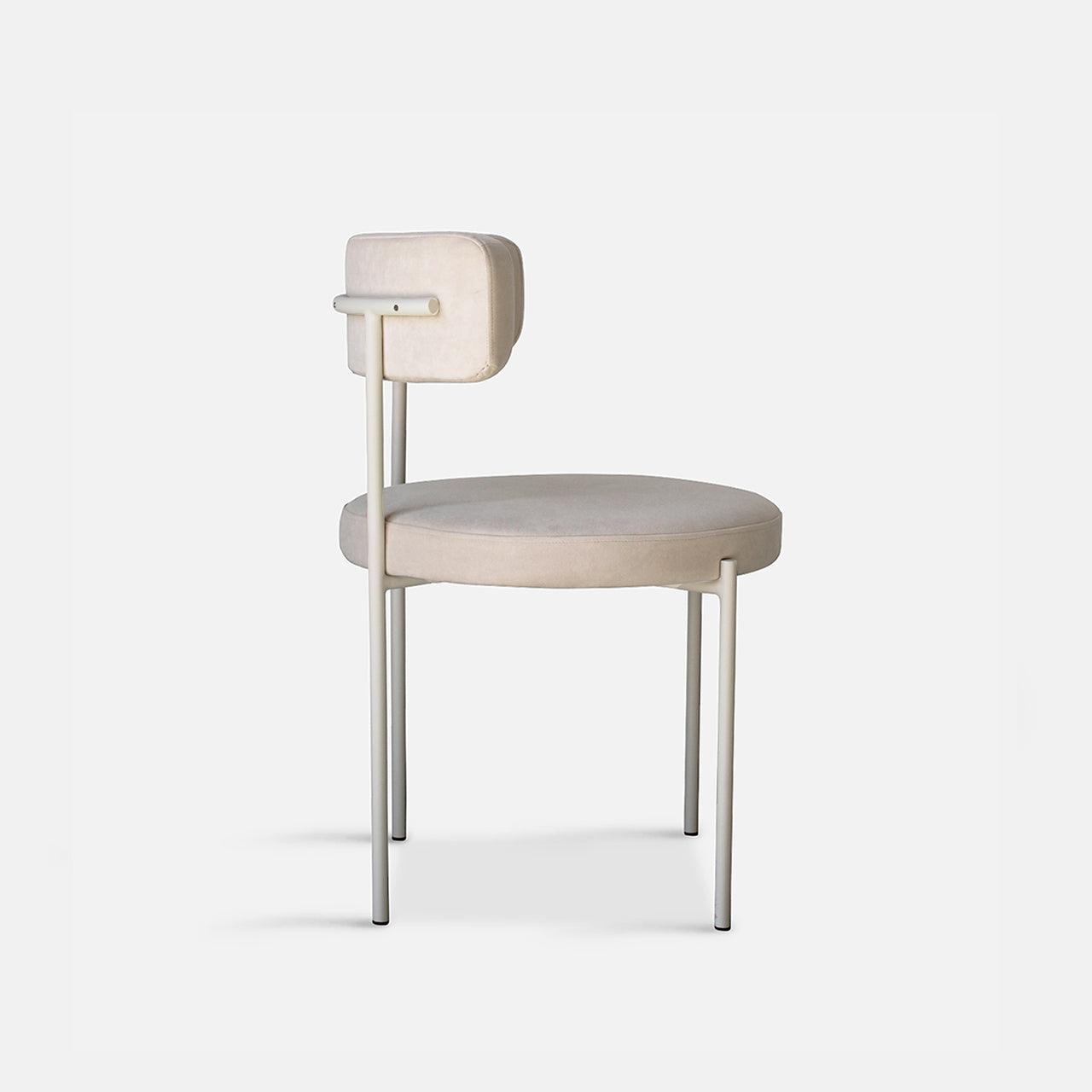 Chairs in UAE | Home Figures