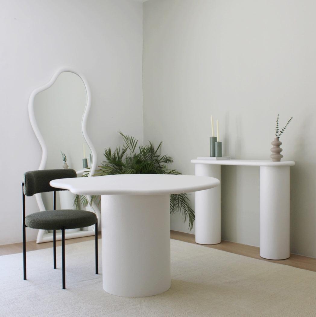 Pillar Console - Plaster Finish | Home Figures